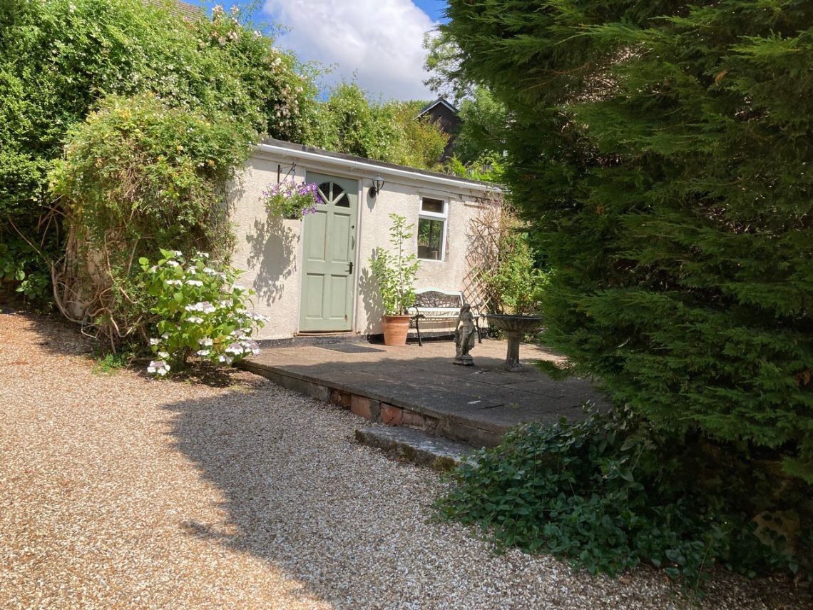 EU & UK Film Locations For Film, Video, Music, Commercials