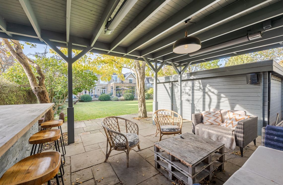 EU & UK Film Locations For Film, Video, Music, Commercials